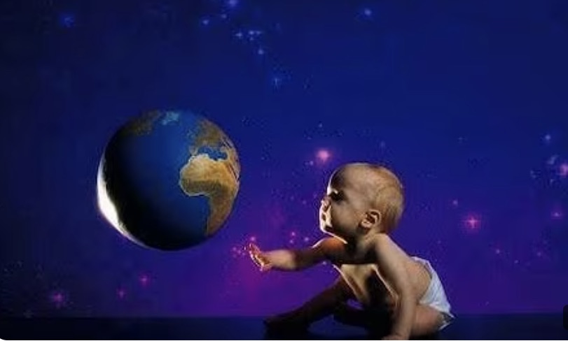 Putting The World On Pause – The Elephant's Trunk